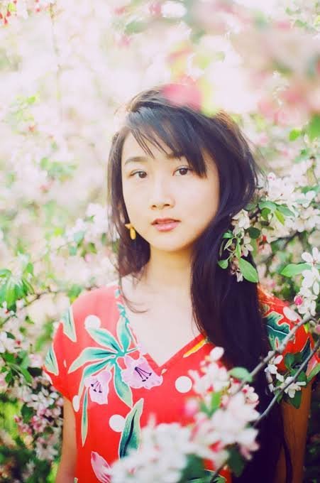 Lightning Bug estrena «Song of the Bell» – UNplugged News