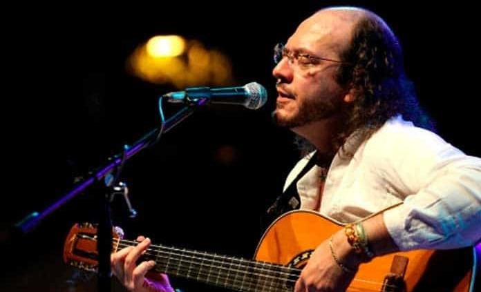 Fernando Delgadillo deleitó con su música a los invitados durante la ...